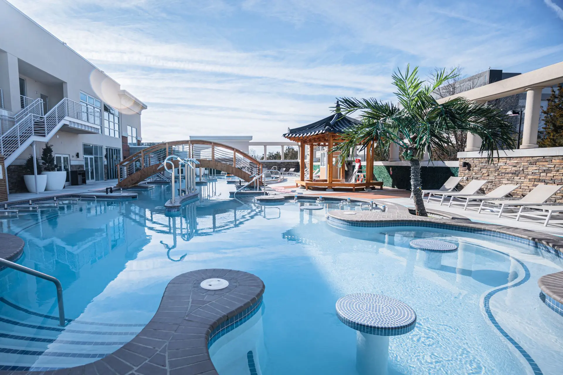 Outdoor Bade Pool in Virginia | King Spa VA
